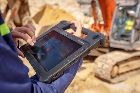 Robust tablets for industrial applications | S&K Solutions - sk ...